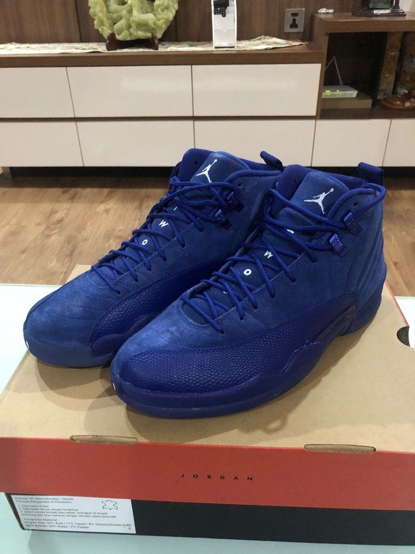 Jordan 12 Royal Blue, Fesyen Pria, Sepatu , Sneakers di Carousell