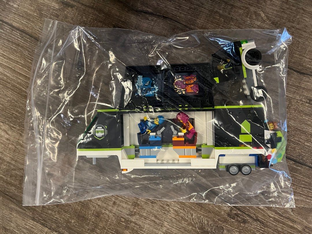 Lego City 60388 Gaming Tournament Truck, Hobbies & Toys, Toys & Games ...