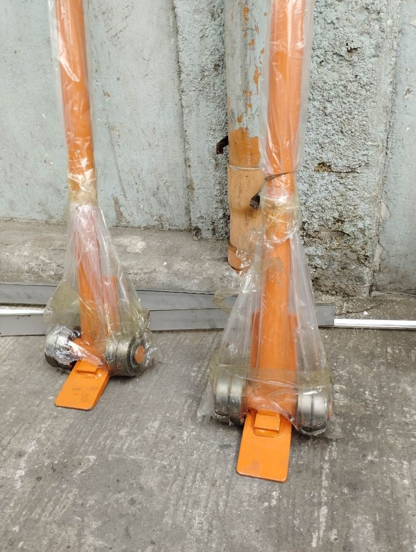 Lifting Crowbar on Carousell