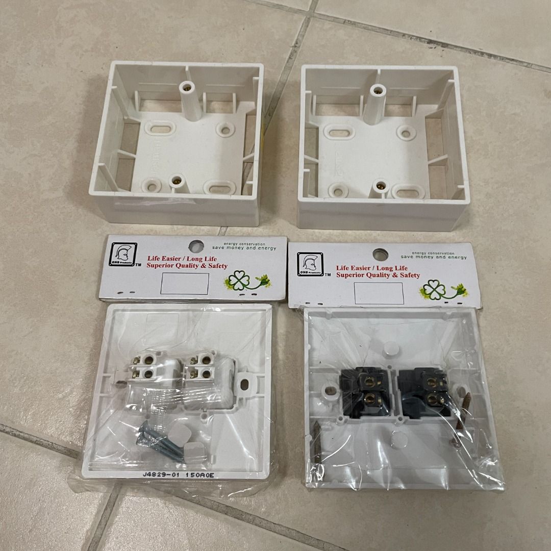 LIGHT SWITCH CASE GANG WAY, Furniture & Home Living, Lighting & Fans ...