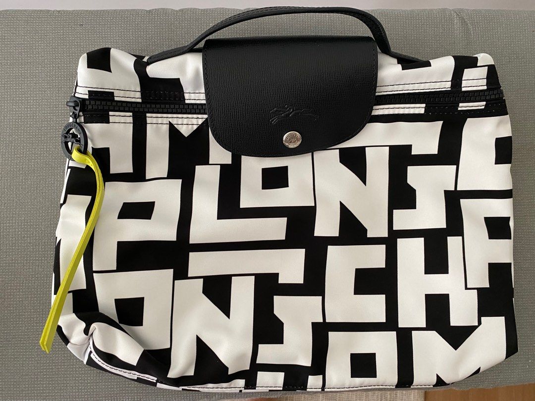 Authentic Longchamp Le Pliage LGP Laptop Bag, Luxury, Bags & Wallets on ...