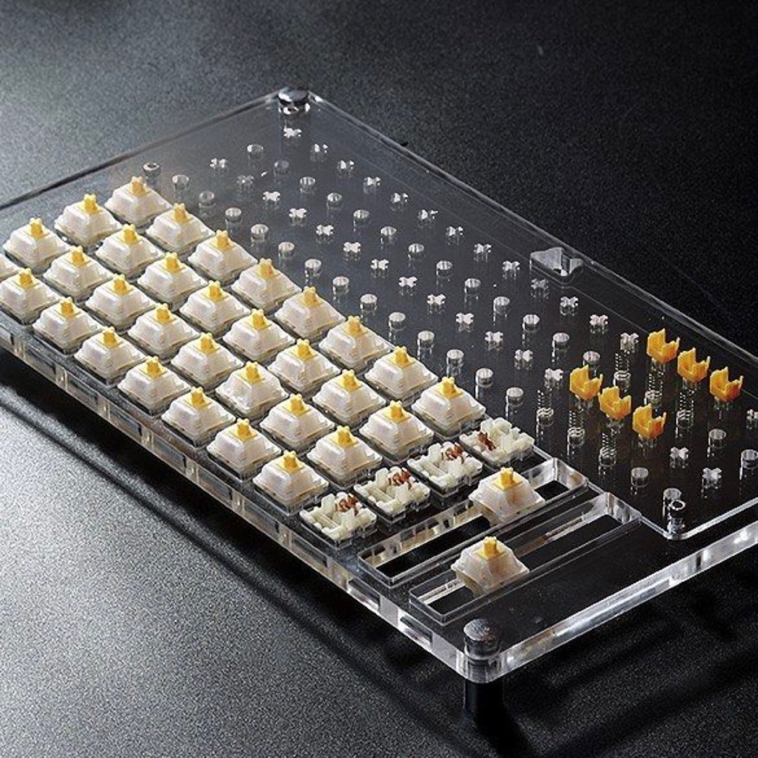 Lube Station with Accessories, Computers & Tech, Parts & Accessories ...