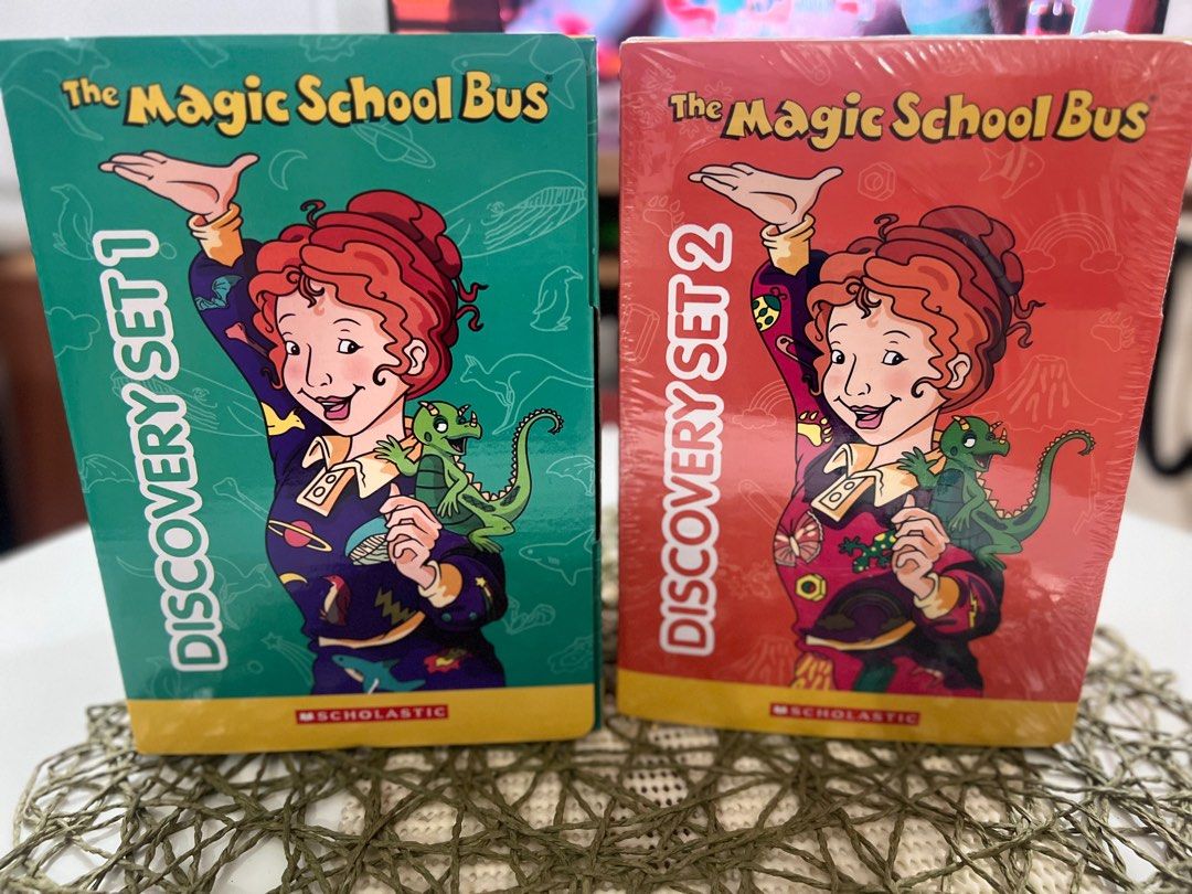 Magic School Bus Book - 2 sets, Hobbies & Toys, Books & Magazines ...