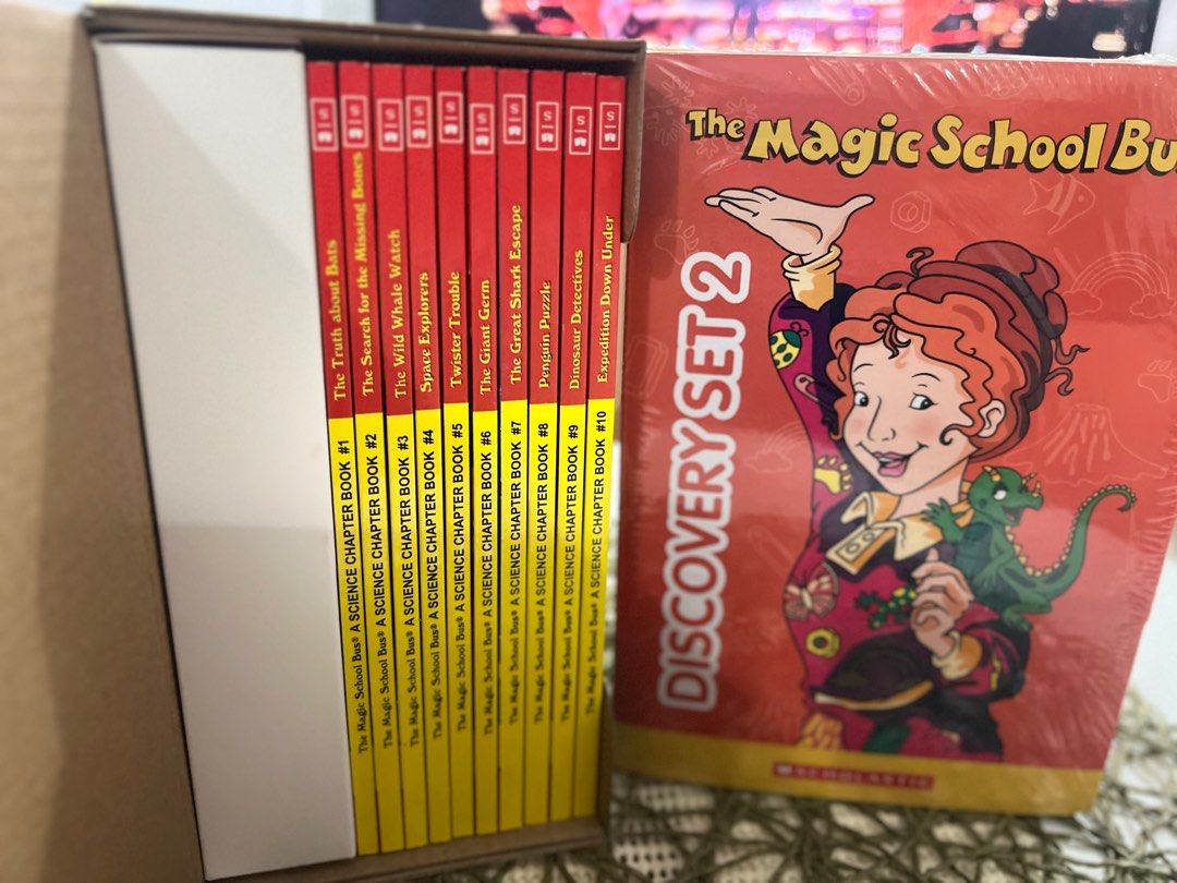 Magic School Bus Book - 2 sets, Hobbies & Toys, Books & Magazines ...