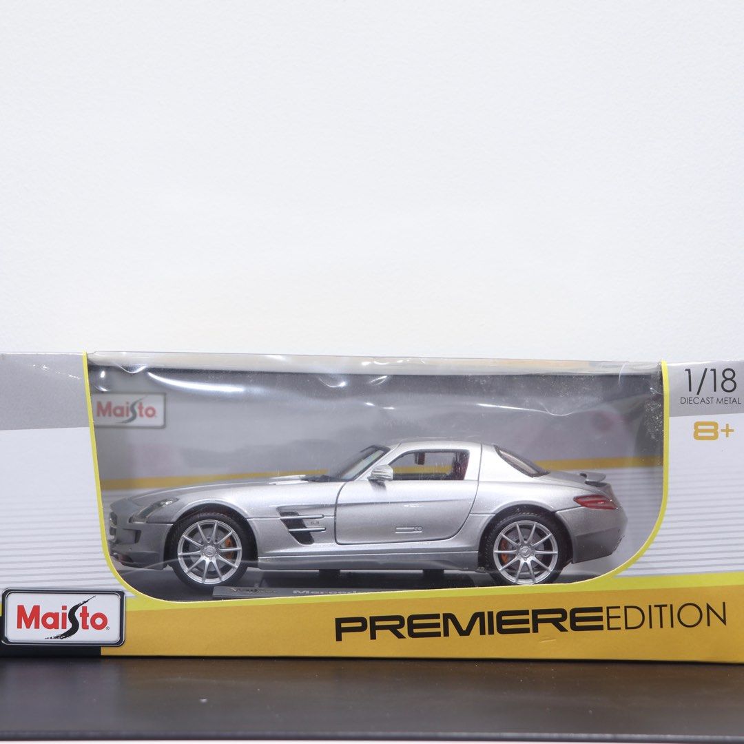Maisto 1/18 Mercedes Benz SLS AMG, Hobbies & Toys, Toys & Games on ...