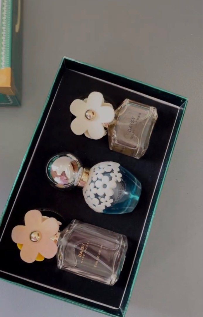 Marc Jacobs Perfume Set Gift Box on Carousell