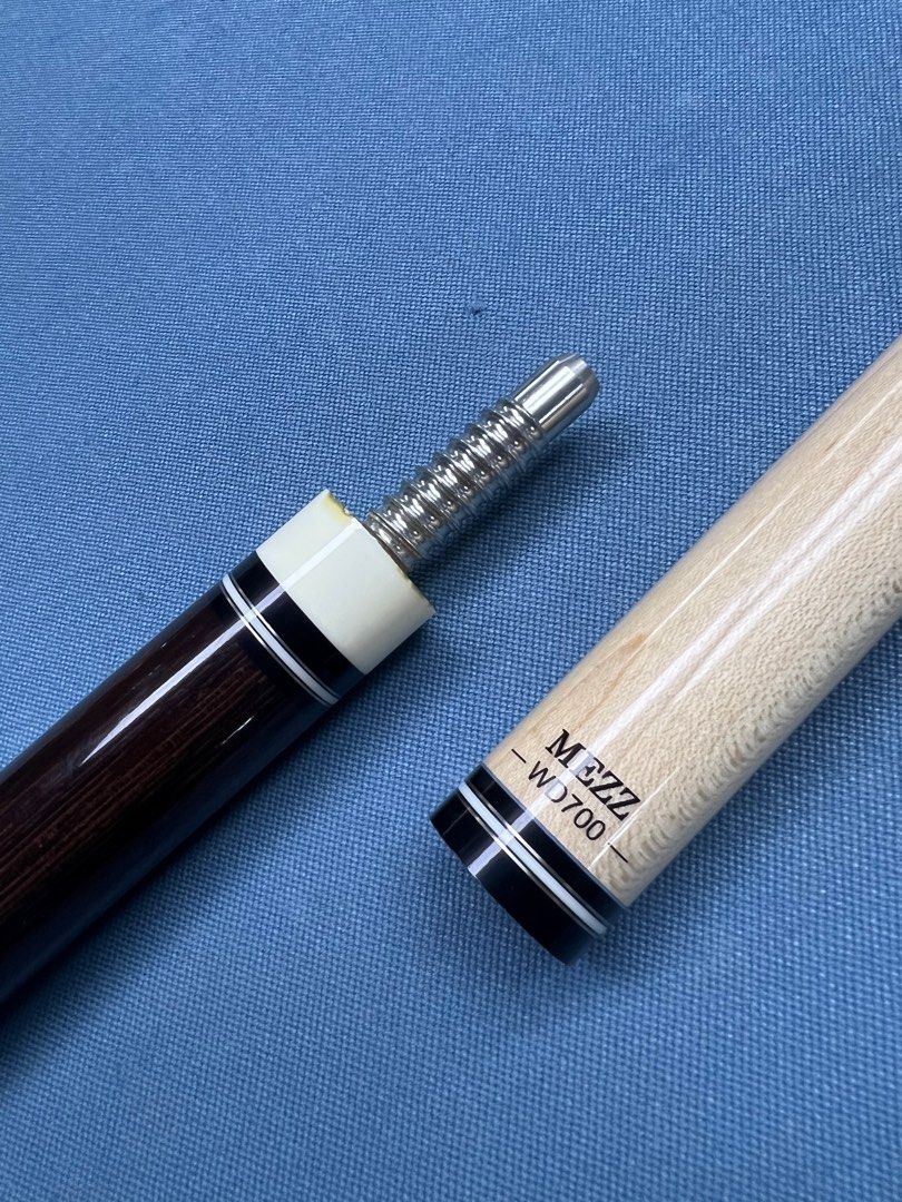 Mezz Axi 606 pool cue, Sports Equipment, Sports & Games, Billiards ...