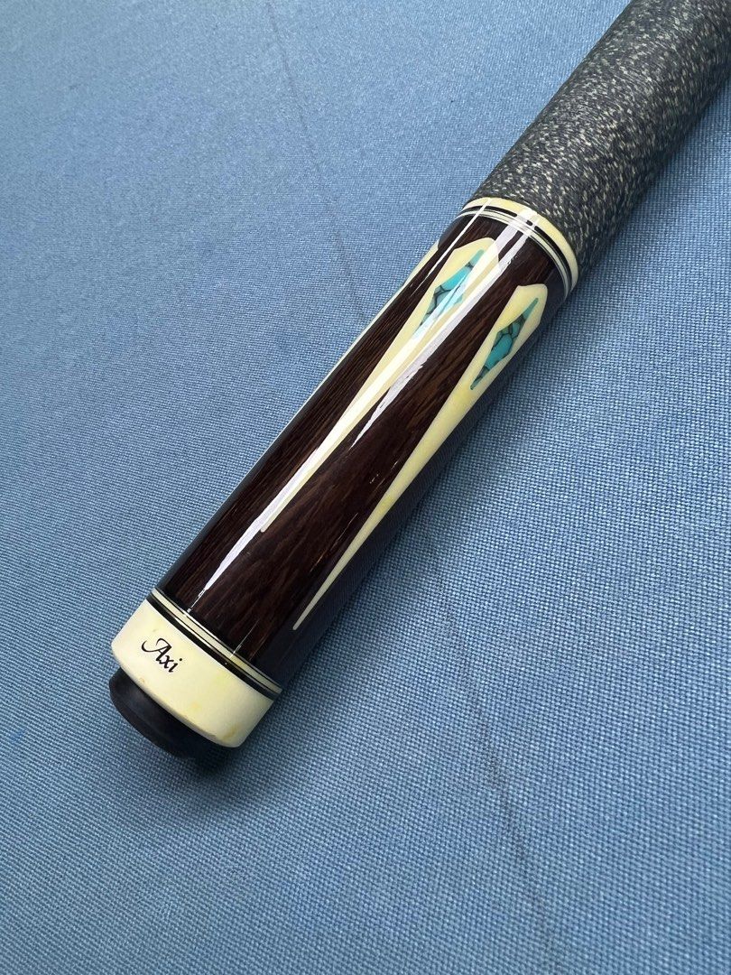 Mezz Axi 606 pool cue, Sports Equipment, Sports & Games, Billiards ...