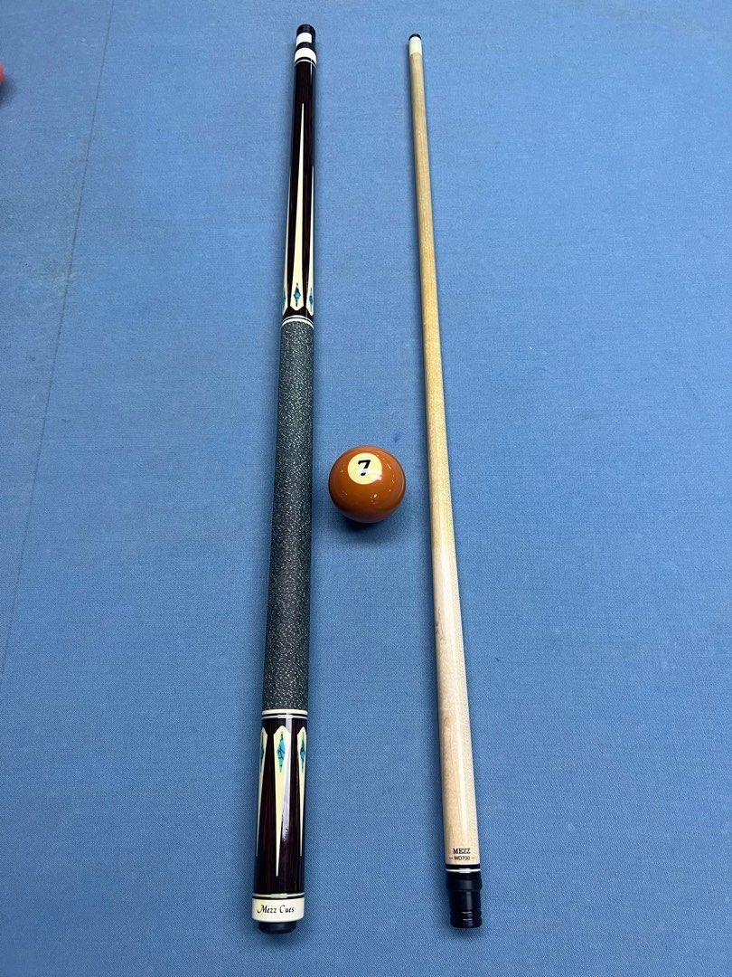 Mezz Axi 606 pool cue, Sports Equipment, Sports & Games, Billiards ...