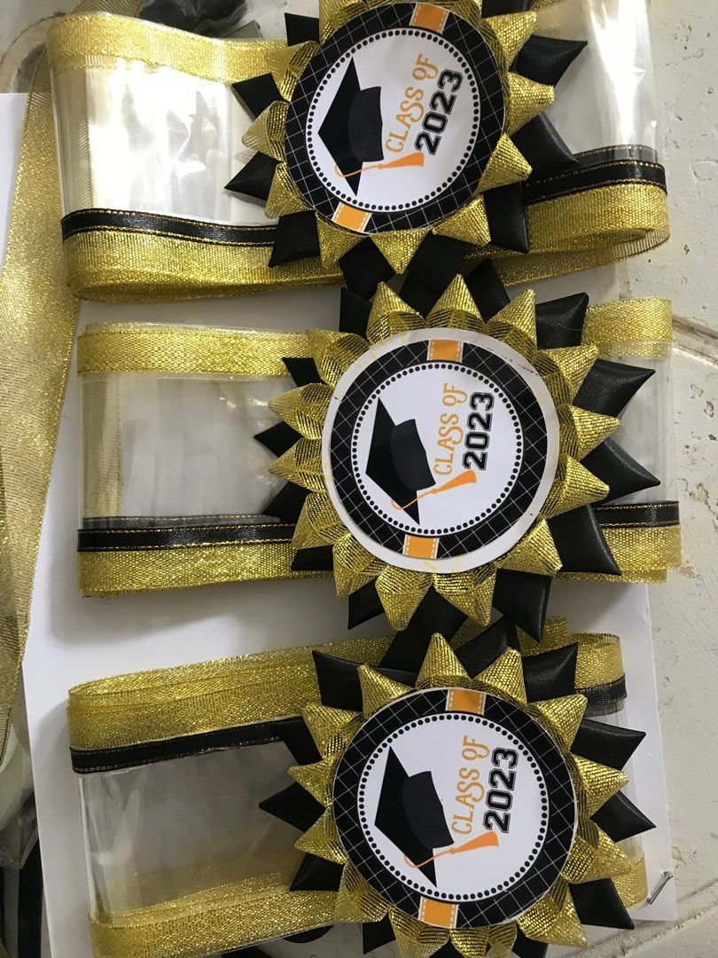 Money Garland. Customized and free logo two colors on Carousell