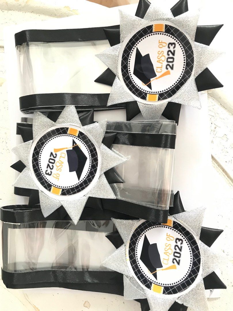 Money Garland. Customized and free logo two colors on Carousell