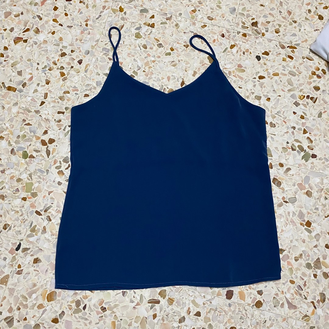 NAVY BLUE TANK TOP, Women's Fashion, Tops, Sleeveless on Carousell