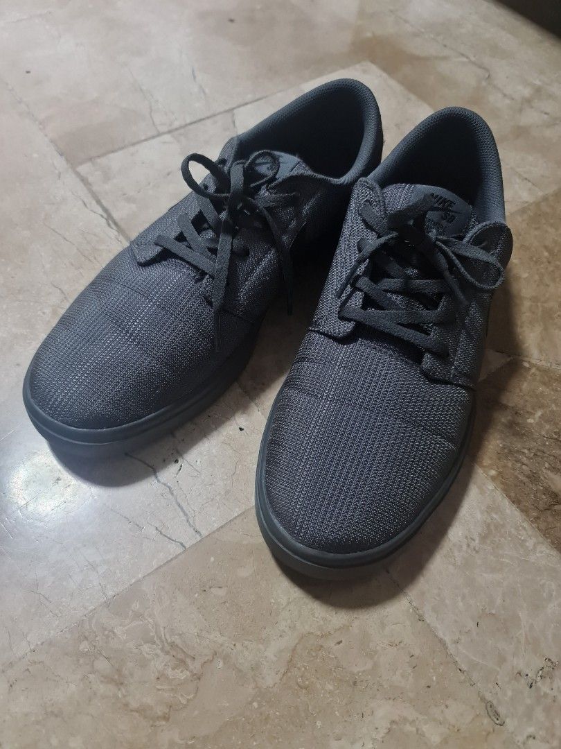 Nike ultralight, Men's Fashion, Footwear, Sneakers on Carousell