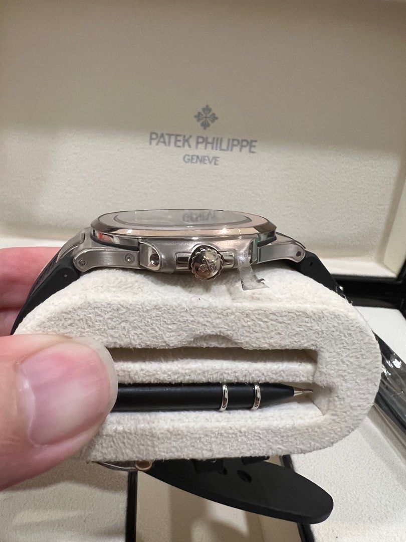 Patek Philippe 5712g(Nautilus), Men's Fashion, Watches & Accessories ...