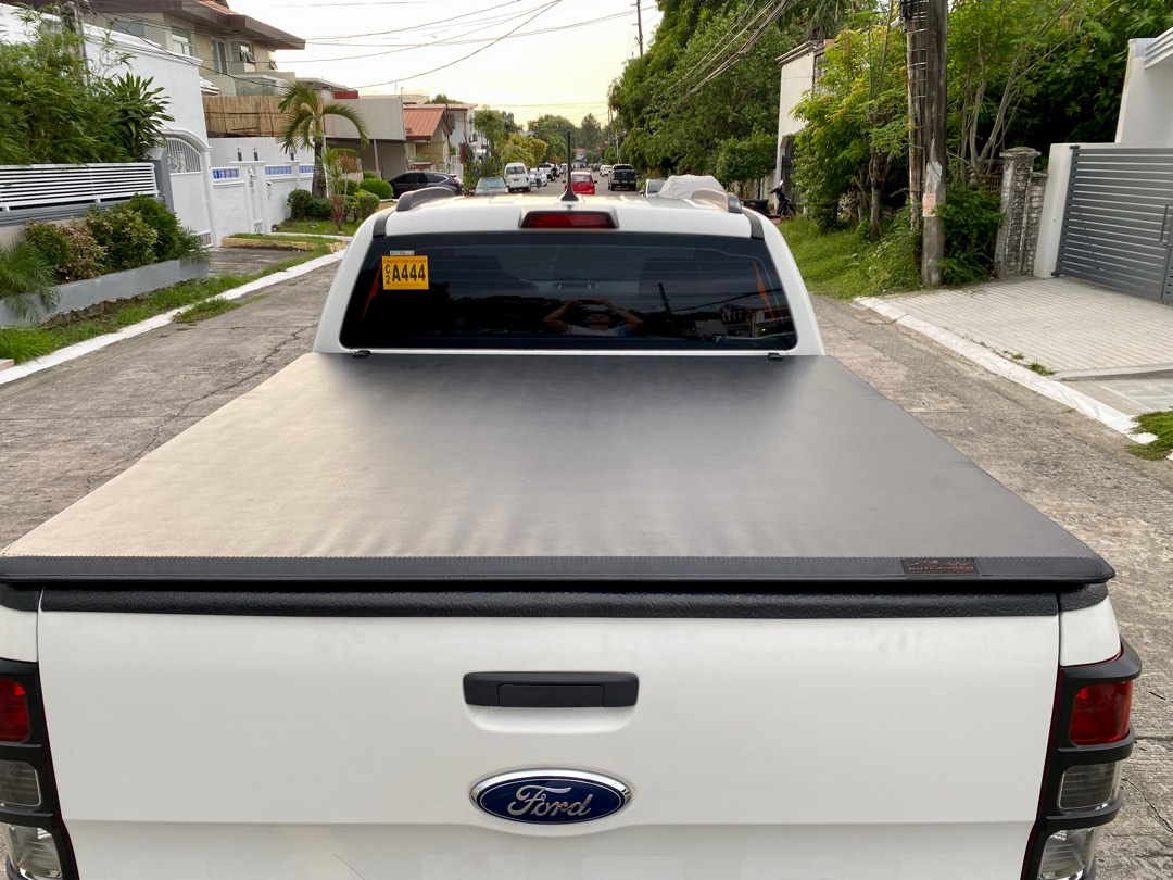 Pick-up cover on Carousell