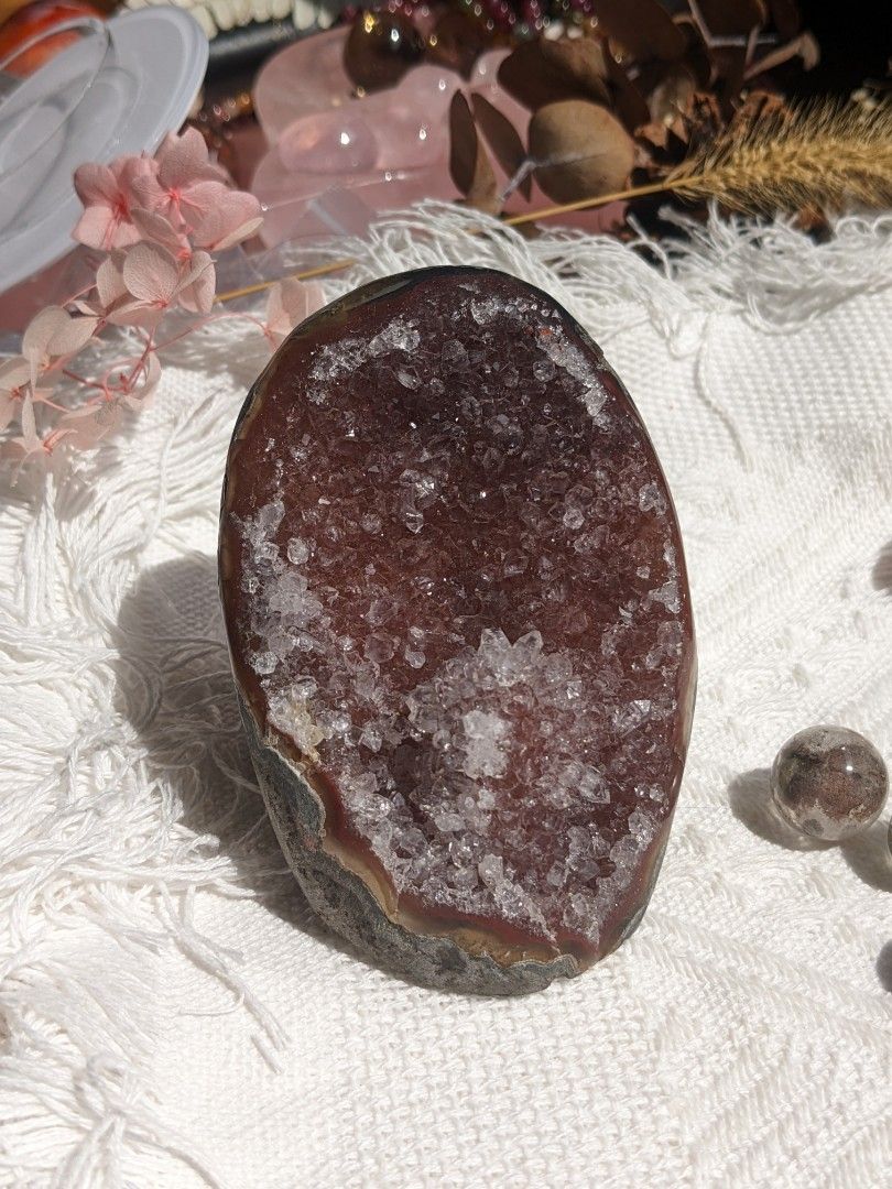 Rare Red Rainbow Amethyst Geode (Crystal SALE), Women's Fashion ...