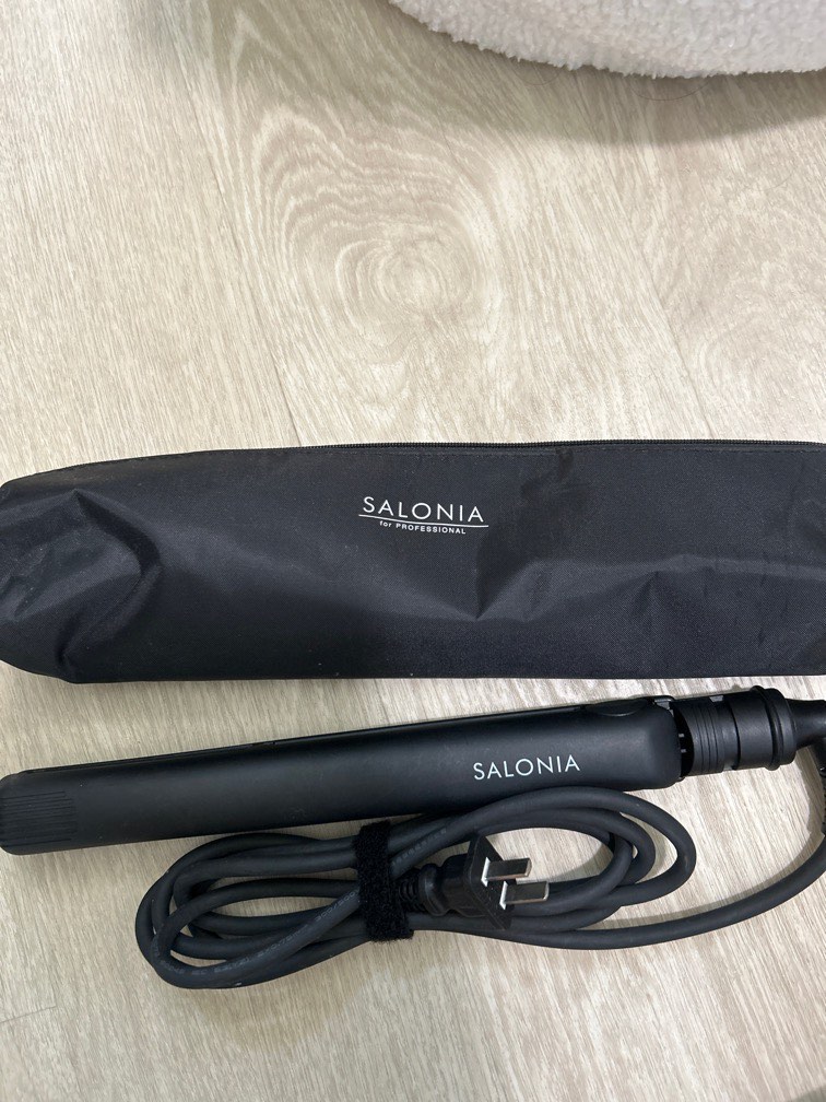 Salonia Hair Straightener, Beauty & Personal Care, Hair on Carousell