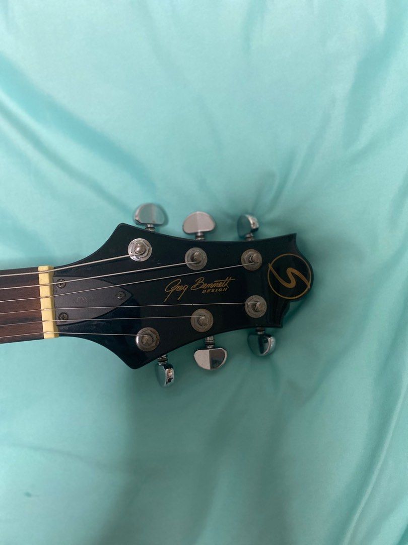 Samick Greg Bennet RL-1 Semi Acoustic Electric Guitar With Bag, Hobbies ...
