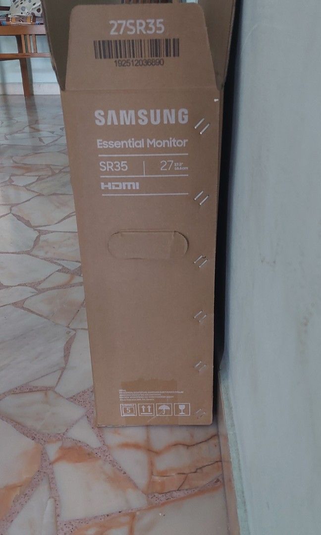 Samsung 27" monitor box (empty), Computers & Tech, Parts & Accessories ...