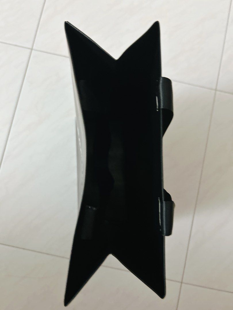 Samsung paper carrier shopping bag, Furniture & Home Living, Home ...