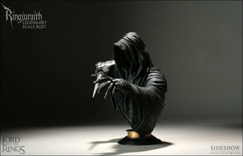 Sideshow Collectibles Lord of the Rings Ringwraith Legendary Scale Bust ...