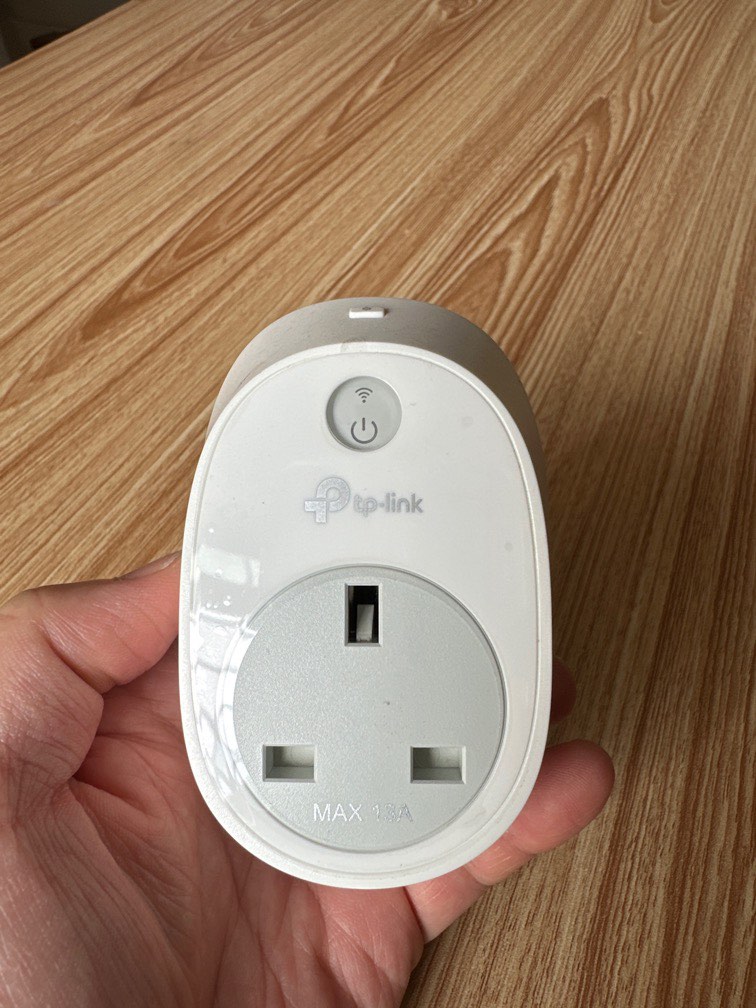 Smart wireless TP-link plug, TV & Home Appliances, Electrical, Adaptors ...