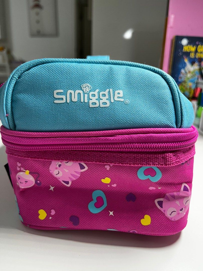 Smiggle lunch bag, Babies & Kids, Going Out, Other Babies Going Out ...