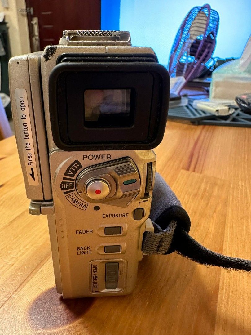 SONY Mini DV Handycam Vision, 攝影器材, 攝錄機 - Carousell