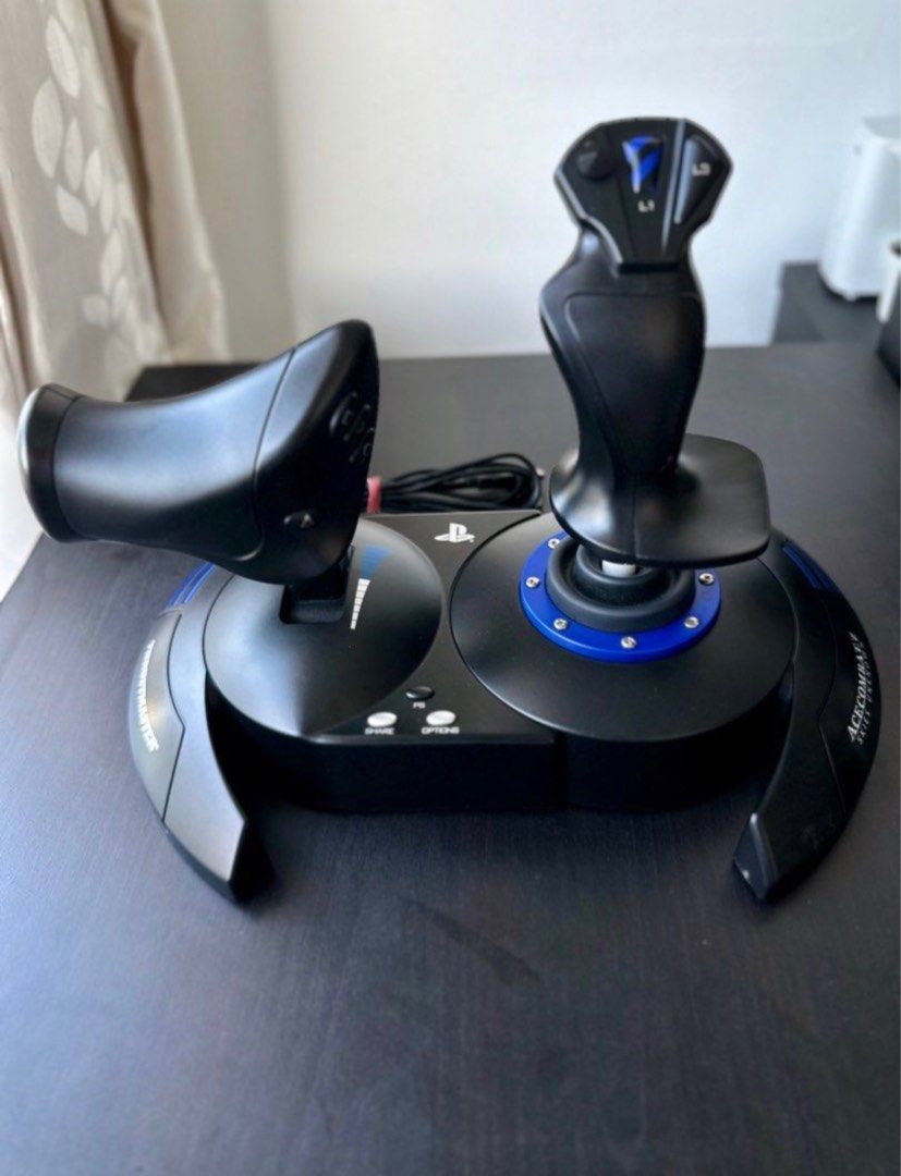 SONY PS 4 Console * 2 Controller * ThrustMaster* 7 Games, Video Gaming ...