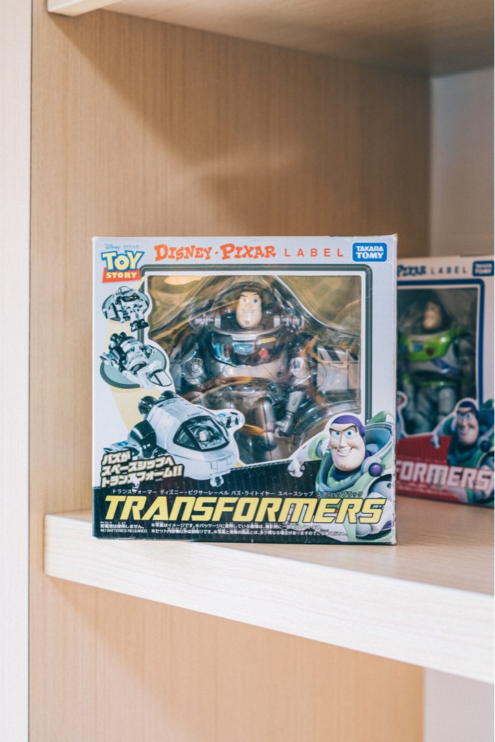 Takara Tomy Transformers Disney Pixar Label Buzz Lightyear Spaceship ...