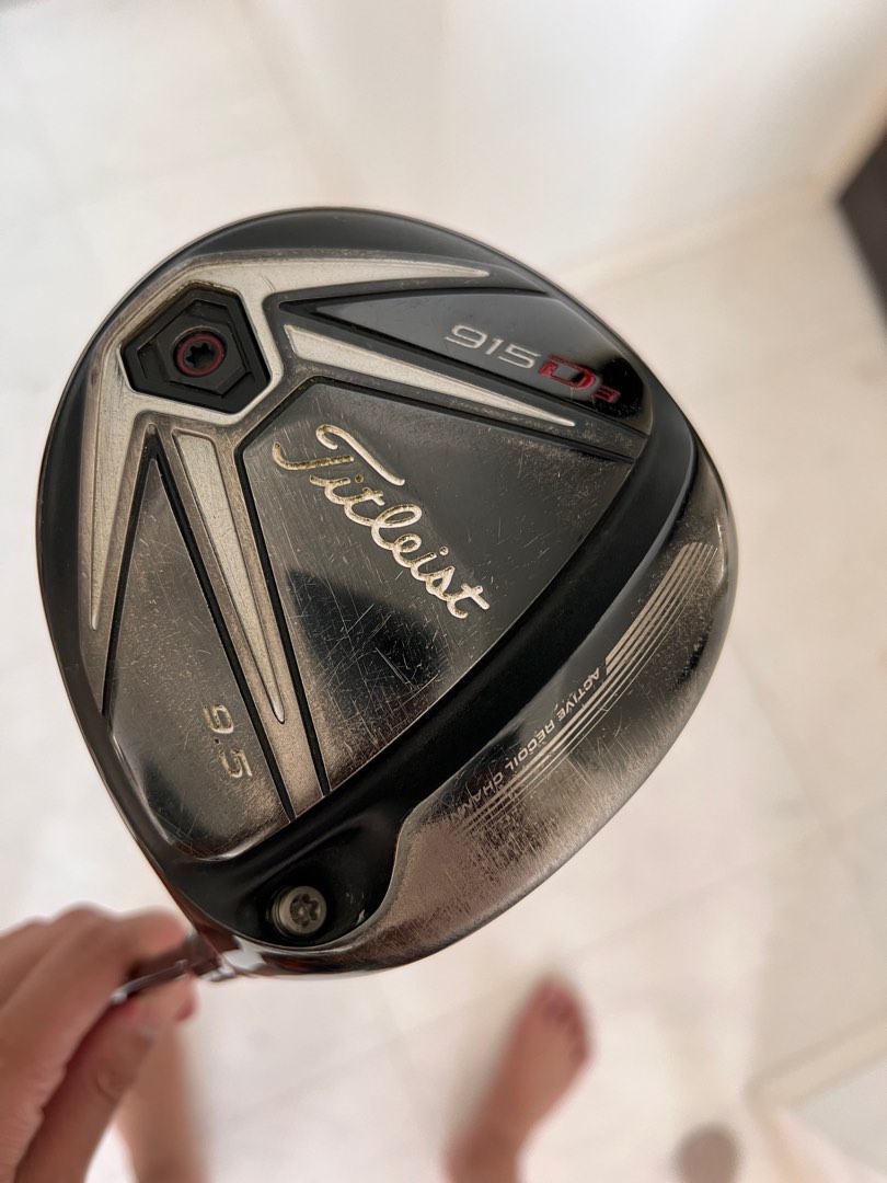 Titleist 915 D3 Driver, Sports Equipment, Sports & Games, Golf on Carousell