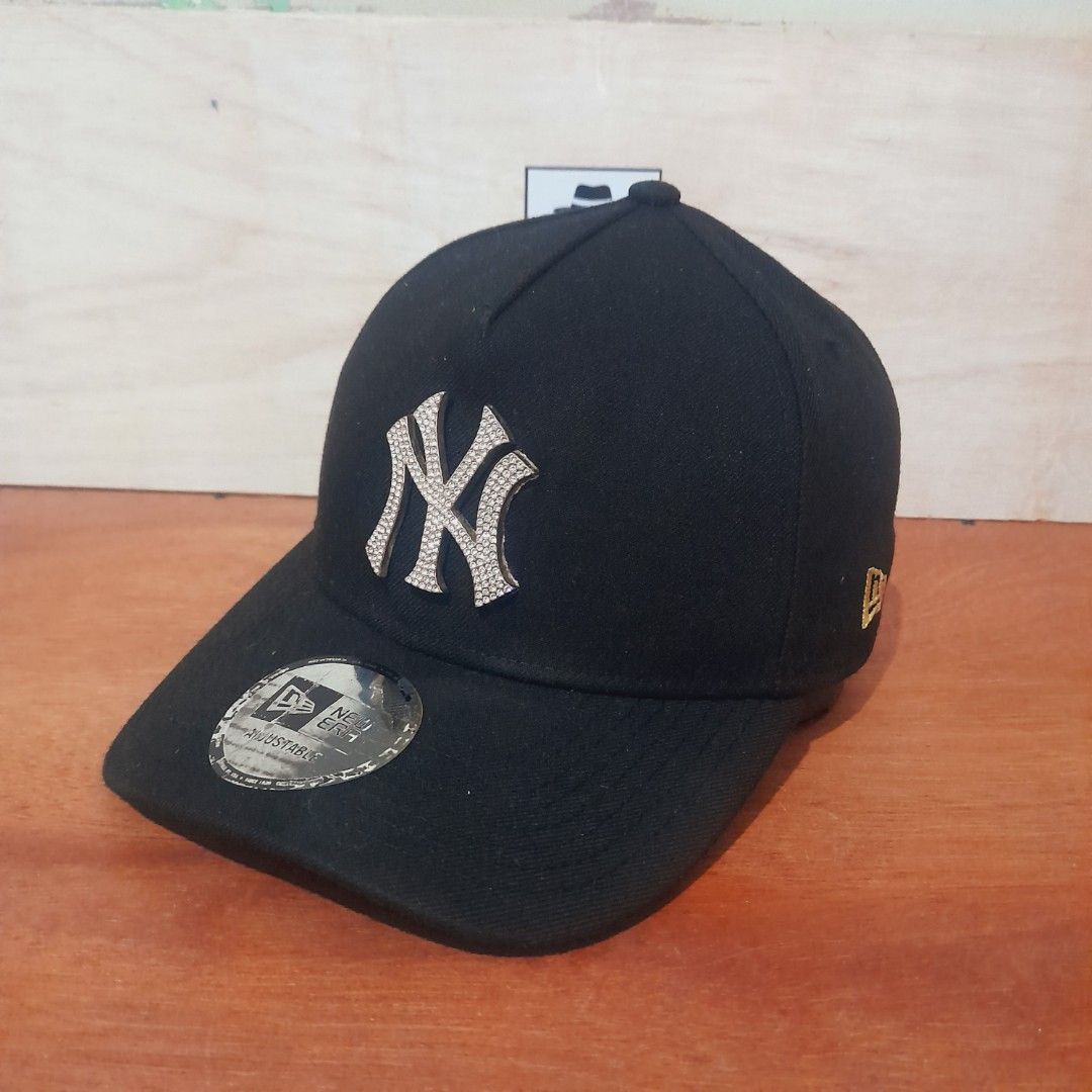 Topi caps hat NEw Era NY Swarovski Mewah, Fesyen Pria, Aksesoris, Topi ...