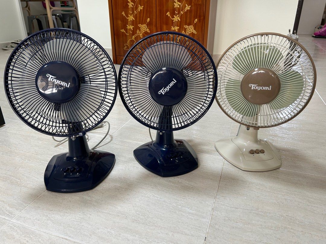 Toyomi Small Standing Desk Fan, Furniture & Home Living, Lighting ...