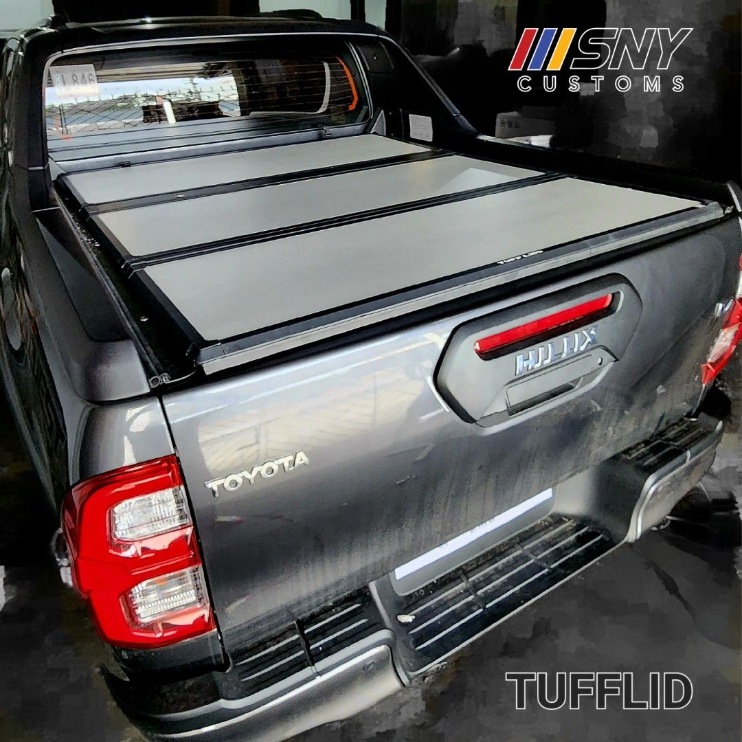 Tuff Lids Trifold original with metal hook lock Tufflid Hilux Conquest ...