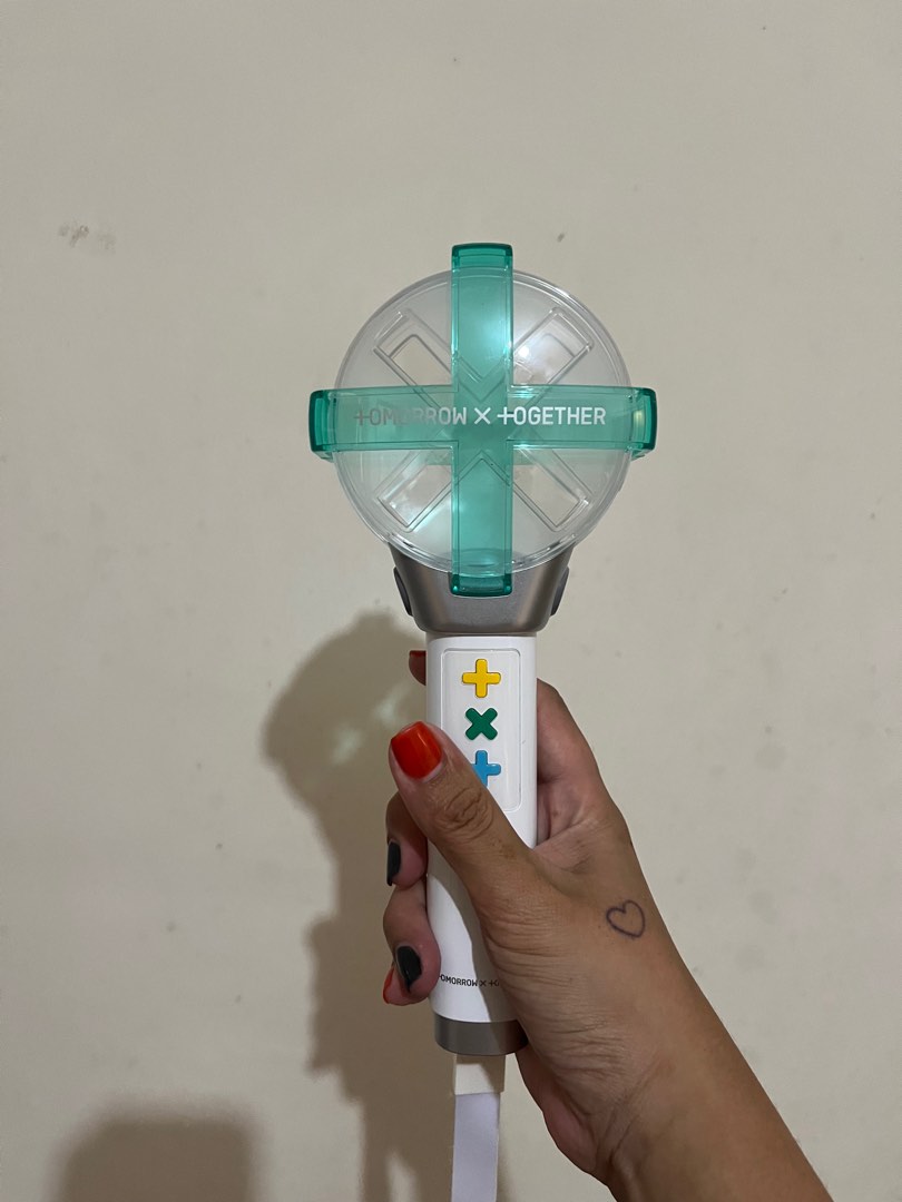 TXT Official Lightstick, Hobbies & Toys, Memorabilia & Collectibles, K ...