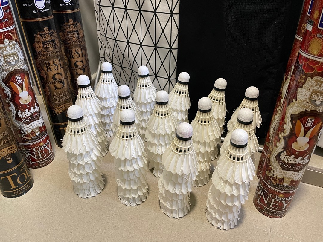 Used badminton shuttlecocks for sale, Sports Equipment, Sports & Games ...