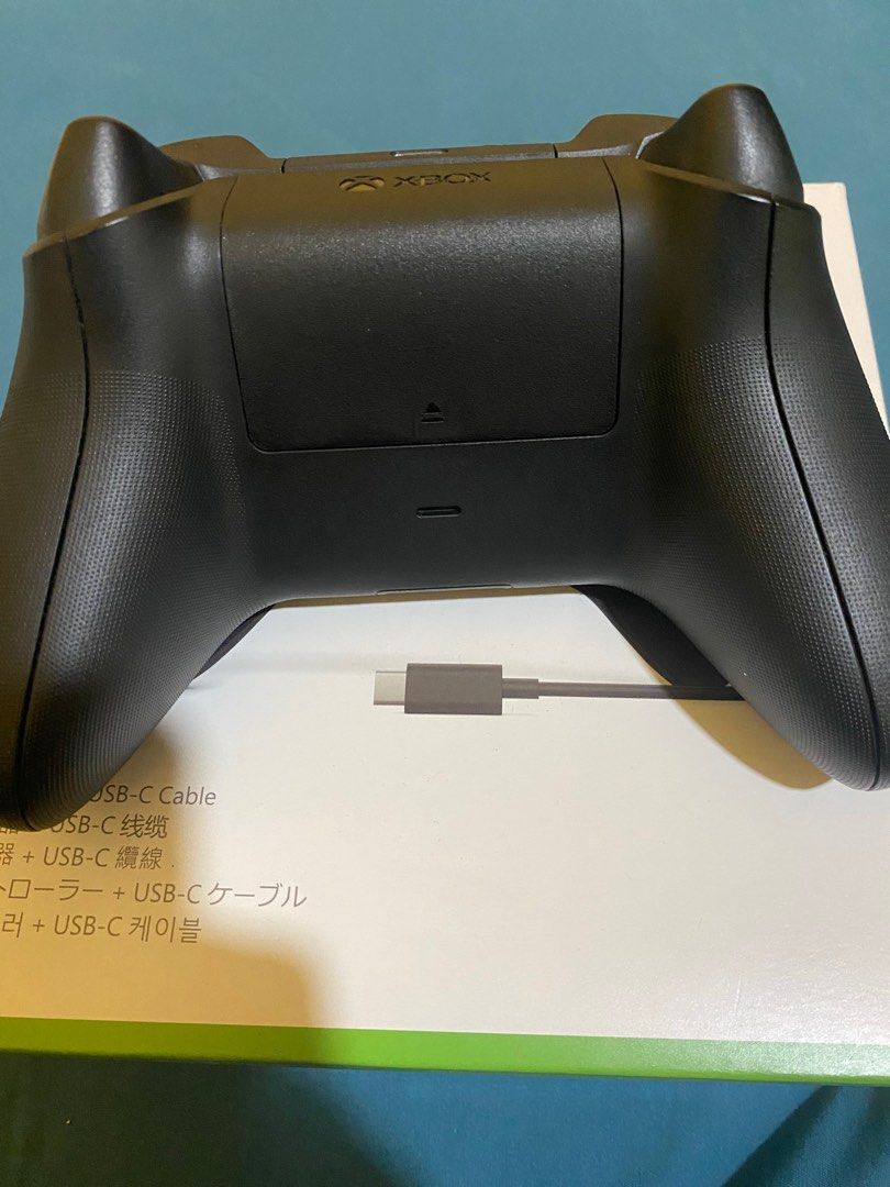 Xbox series controller with USB cable, Video Gaming, Gaming Accessories ...