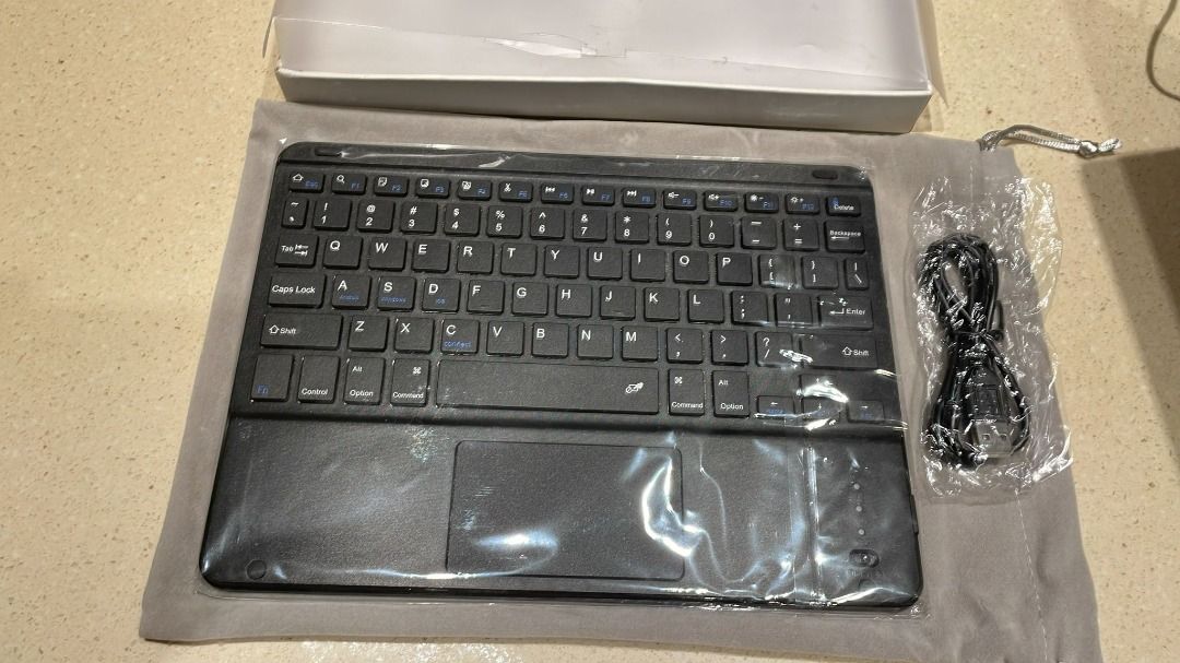 1540) BLUETOOTH KEYBOARD, ULTRA-SLIM AND WATERPROOF WIRELESS BLUETOOTH ...