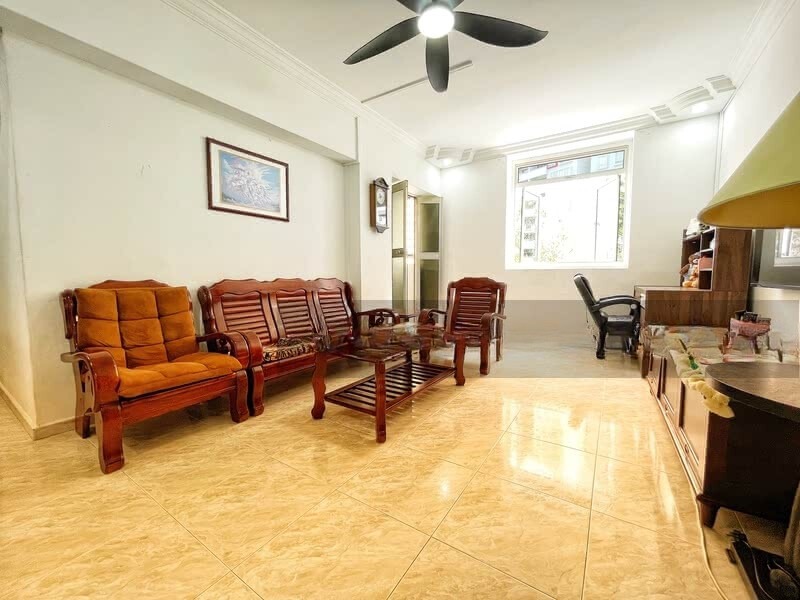 4 room flat just across Lot One Mall, MRT, South View Primary, Property ...