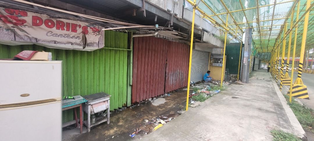 5 spaces Commercial Building, Property, Rentals, Commercial on Carousell