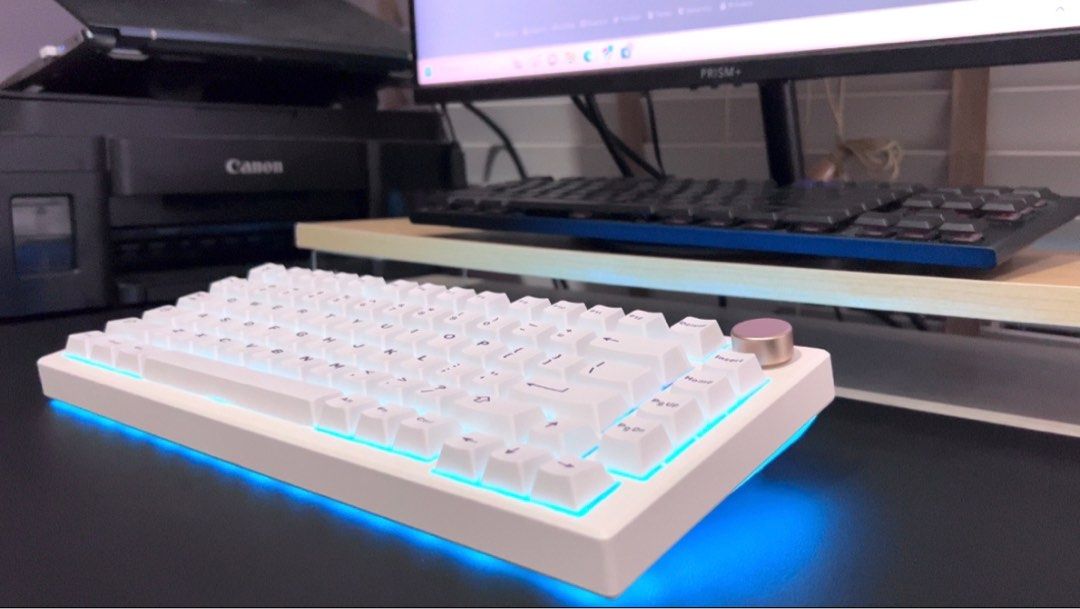 75% custom mechanical keyboard (WOB white Keycaps), Computers & Tech, Parts & Accessories ...