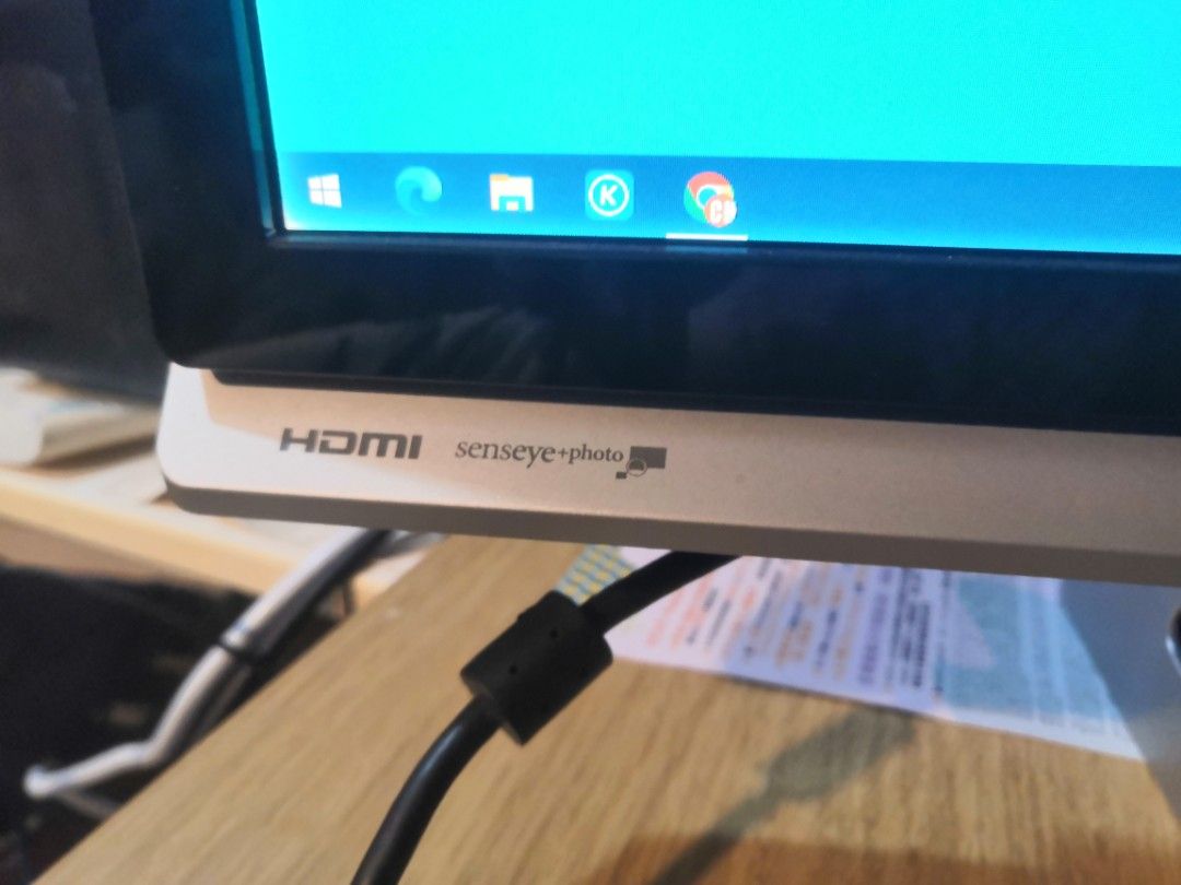 BenQ E2200HD Monitor 顯示器 1920x1080 22吋 22 inch ，DVI, HDMI, VGA input ...