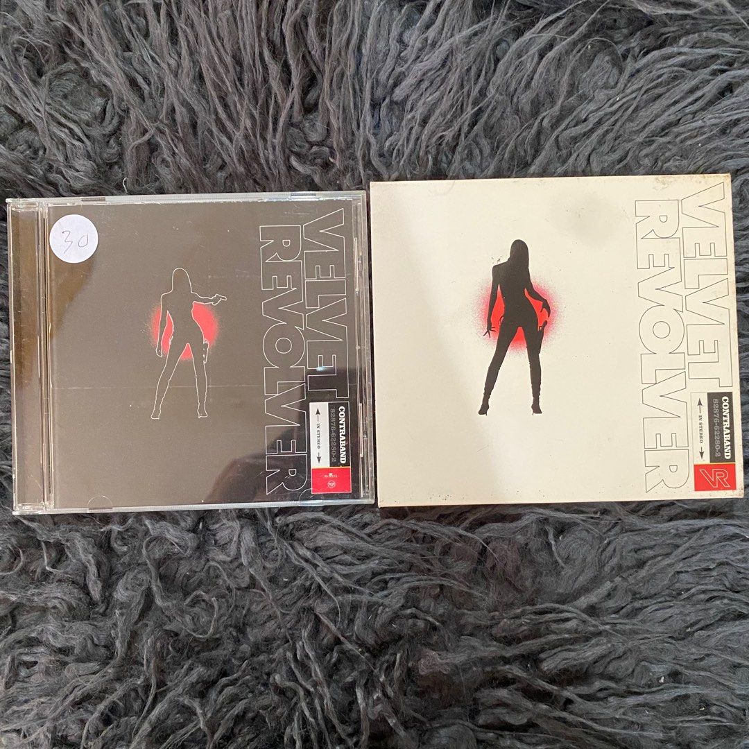 CD VELVET REVOLVER, Hobbies & Toys, Music & Media, CDs & DVDs on Carousell