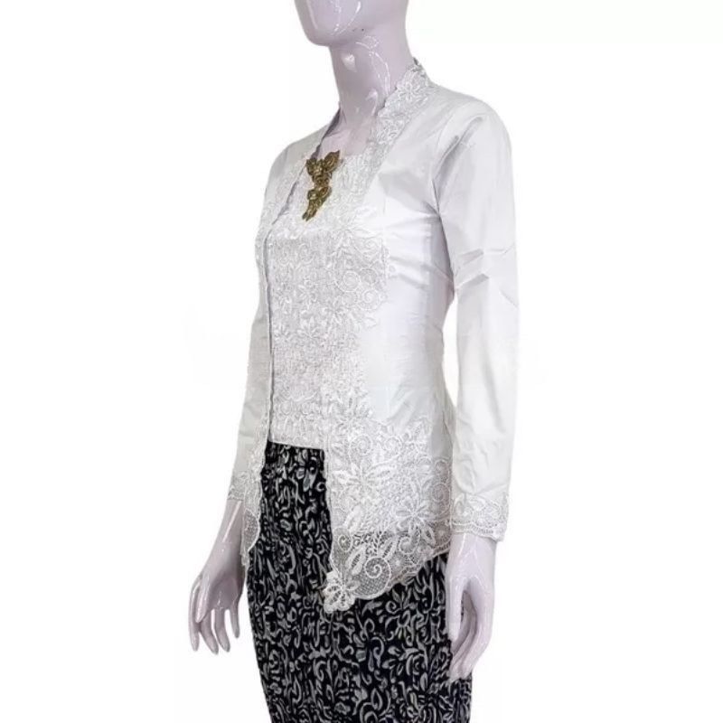 Classic Kebaya Top, Women's Fashion, Dresses & Sets, Traditional ...