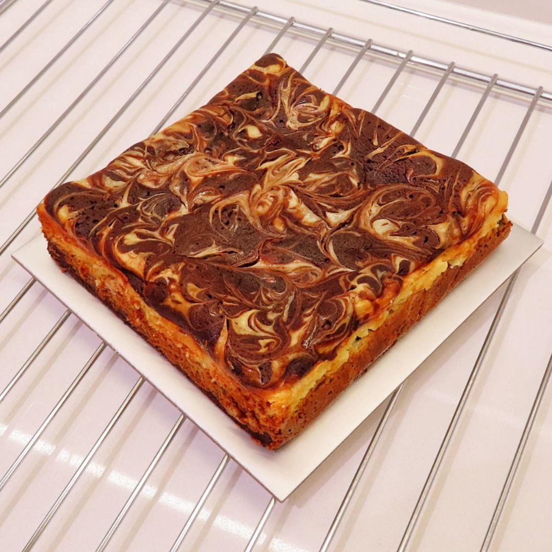 [Daisy Waddle] Cheesecake Brownie, Food & Drinks, Homemade Bakes on ...
