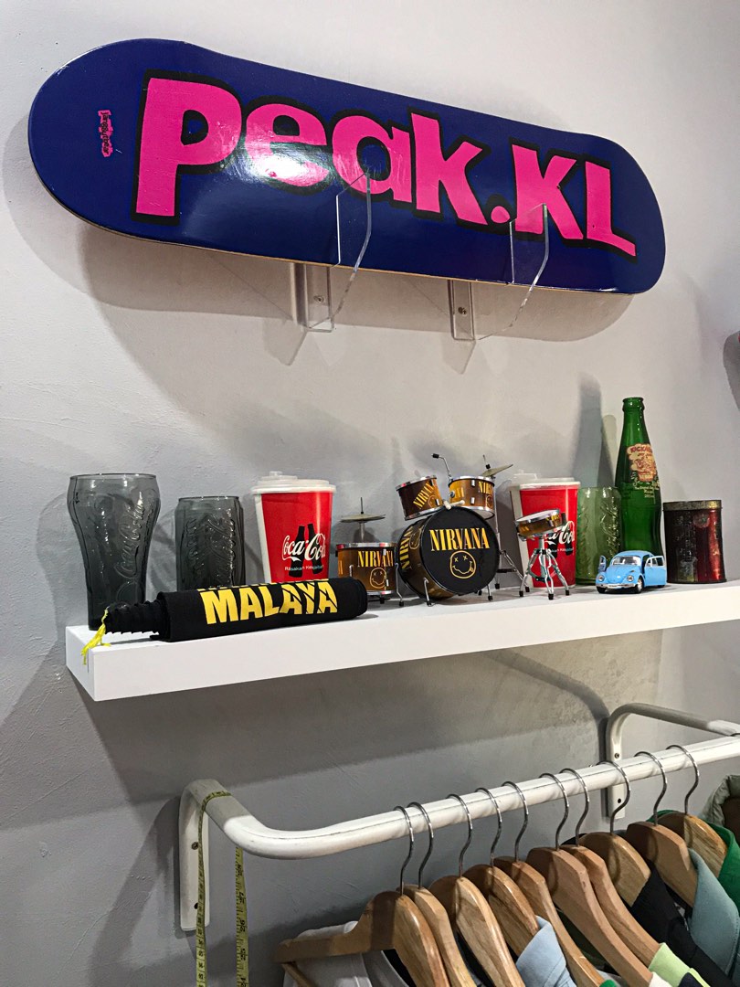 deck peak kl, Men's Fashion, Tops & Sets, Formal Shirts on Carousell