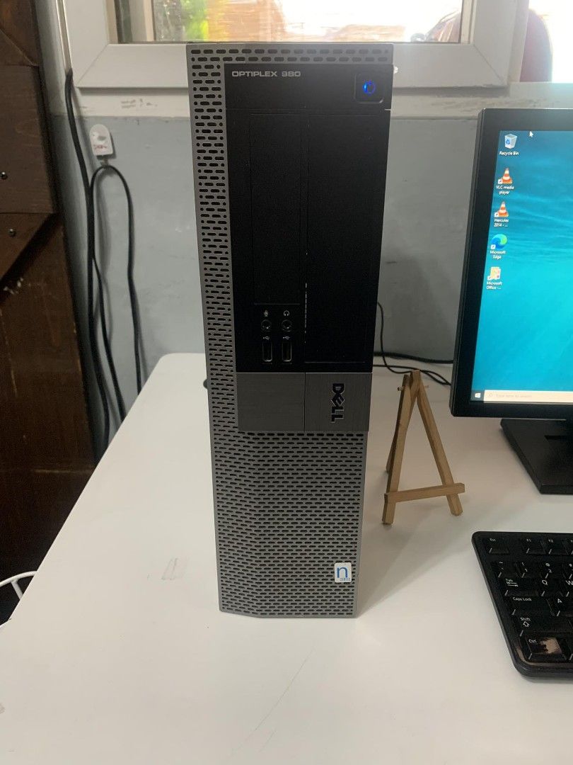 DELL COMPUTER SET I7 870 4GB 128SSD + 250HDD WITH 19"WIDE MONITOR ...