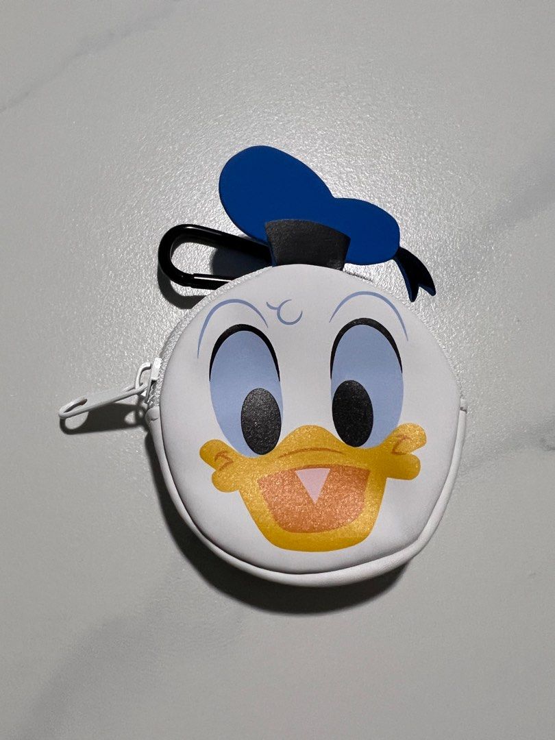 Donald Duck Coin Pouch (7-11 Mystery Pack), Women's Fashion, Bags ...