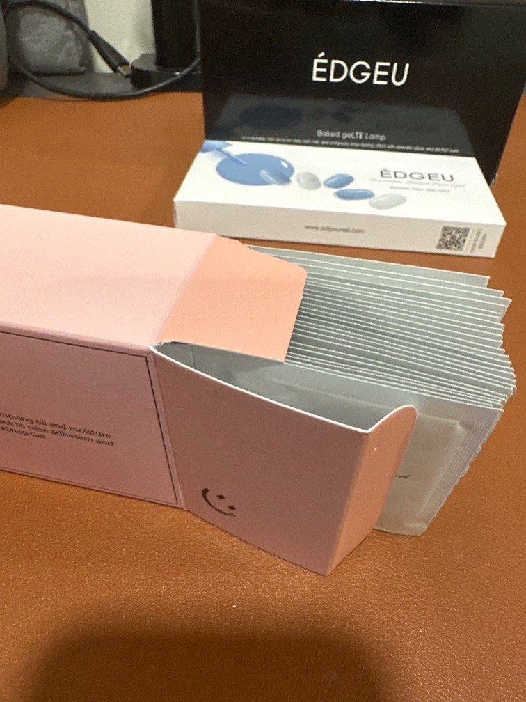 EDGEU Baked Gel Nails, Gel Lamp & Prep Pads, Beauty & Personal Care, Hands & Nails on Carousell