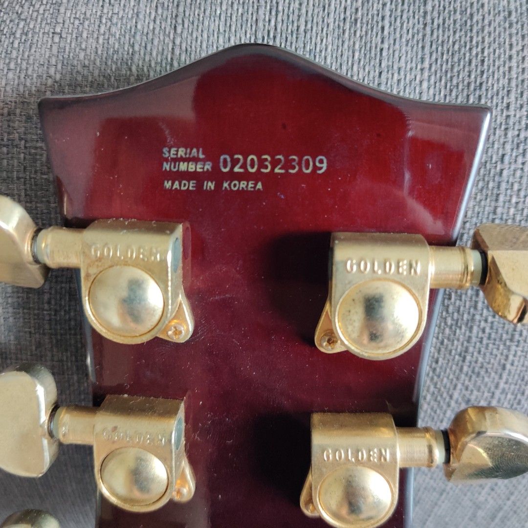 Fernando Les Paul Guitar (Made in Korea), Hobbies & Toys, Music & Media ...